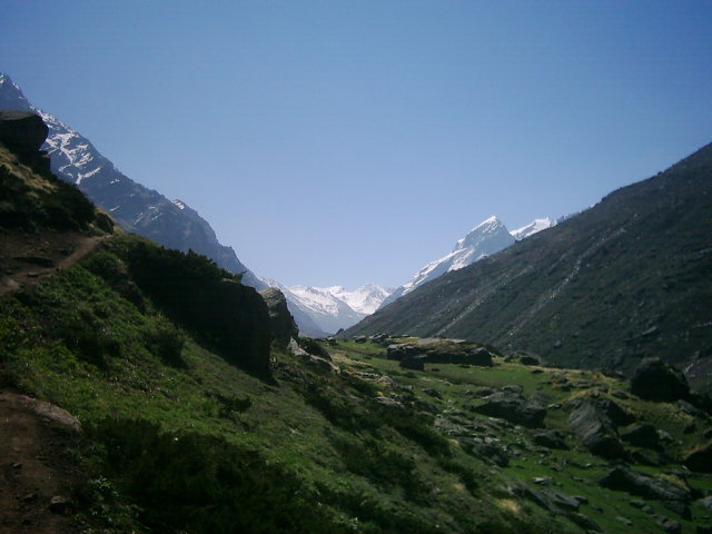 Pin Parvati Pass Trek - Above 14000ft